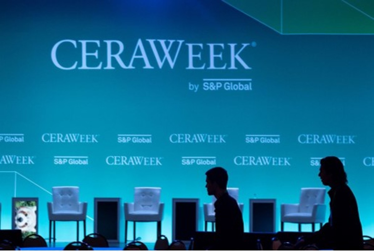 CERAWEEK UPDATE - U.S. energy secretary urges companies to boost oil ...