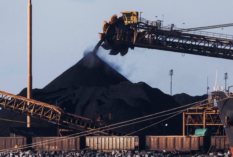 Trump Plans $700 Million Push to Build Coal Plants, Export Site ...