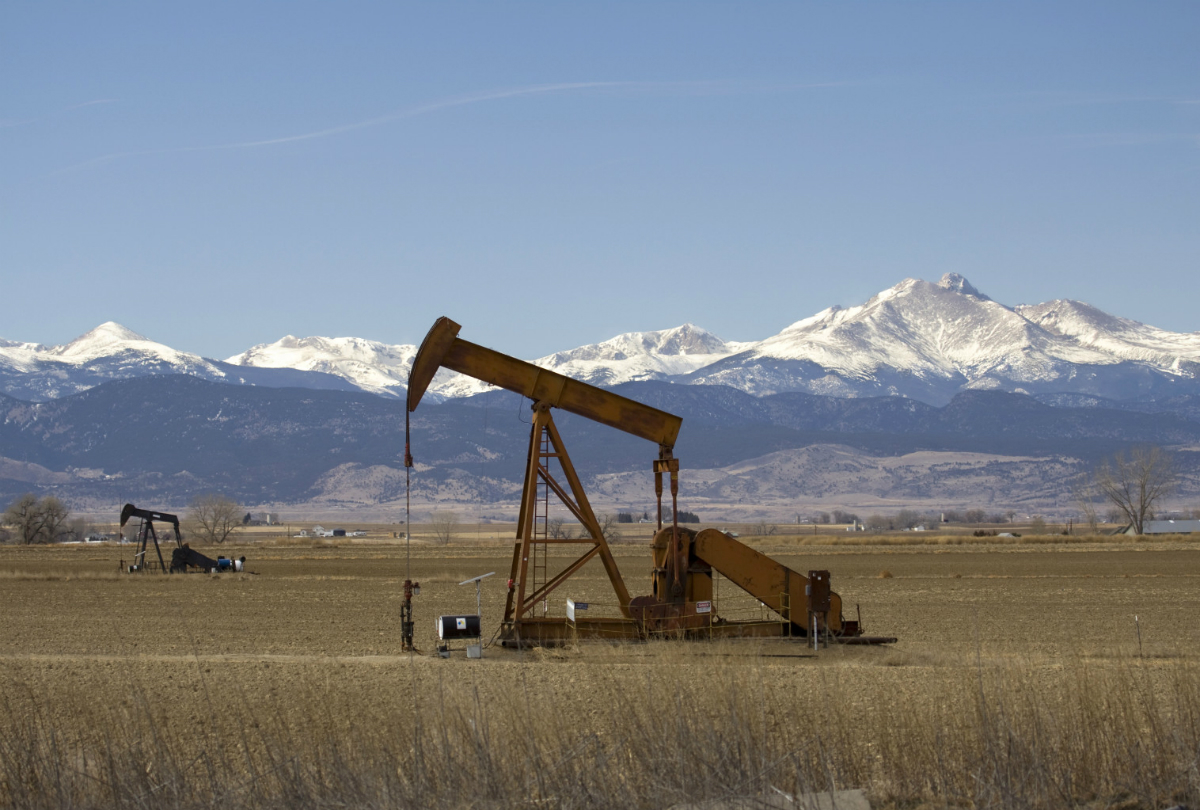 Sanders Fracking Ban Doesn’t Scare Democrats in Colorado’s Oil Field ...