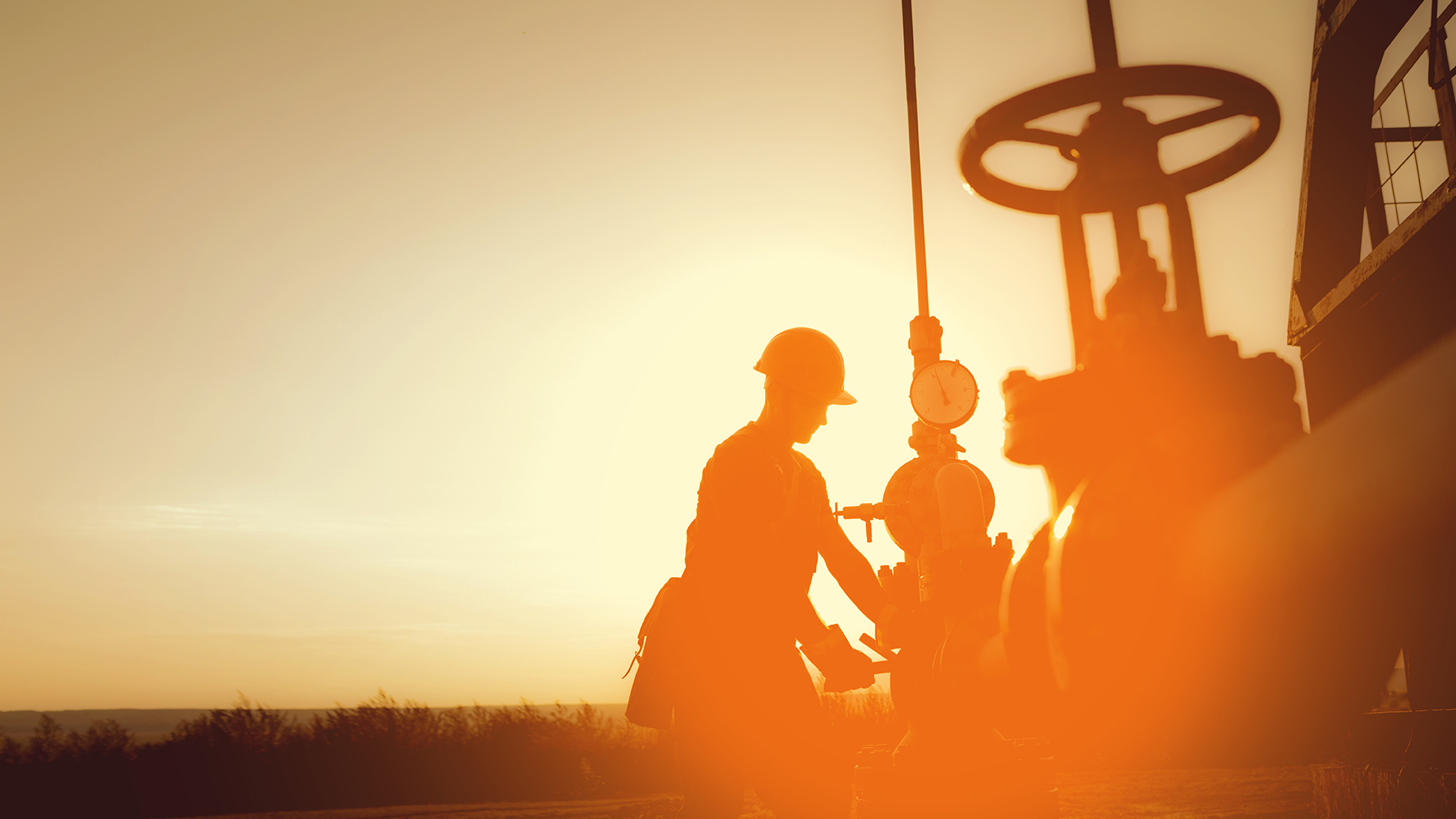 Five Essentials for Oil and Gas Lone Worker Safety - Energy News, Top ...