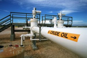 Canada Oil Outages and Bad Weather to Tighten Inventories at Key US ...