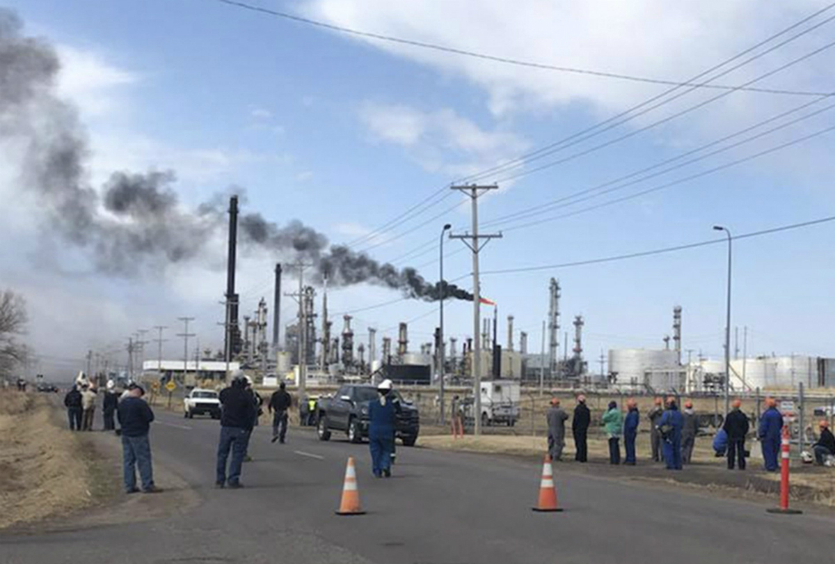 Explosion at Husky Refinery in Wisconsin Sends Several People to ...